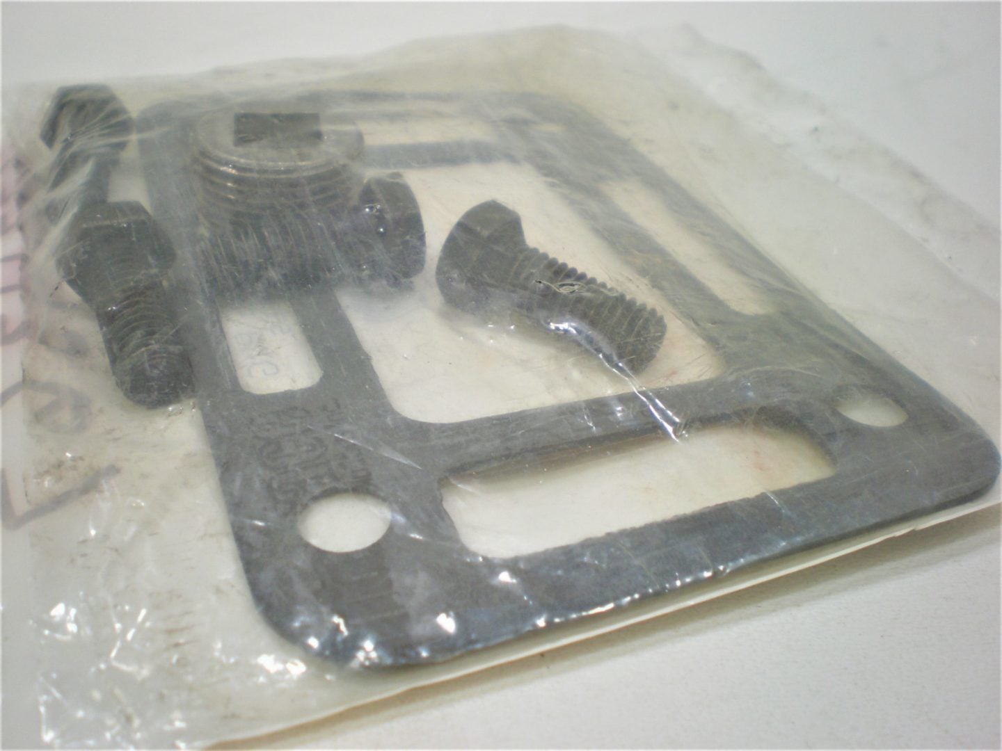Sierra 18-4364 Marine Boat Engine Motor Exhaust Elbow Mounting Package ...