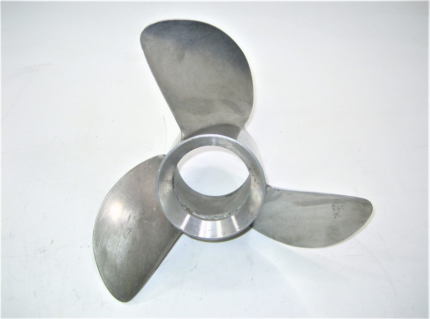 Volvo Penta 3851475 F5 Rear DuoProp Marine Boat Propeller Prop ...