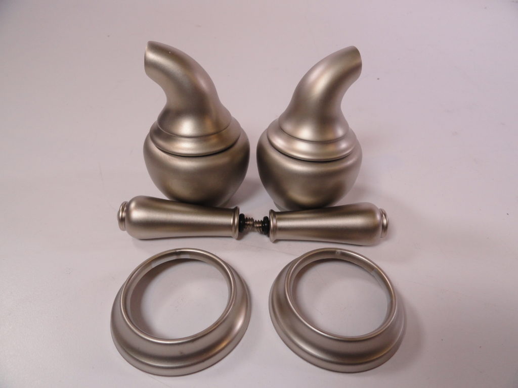 Moen T4572T ~NEW~ Monticello Satine 2 Handle Bathroom 8" Sink Faucet w ...