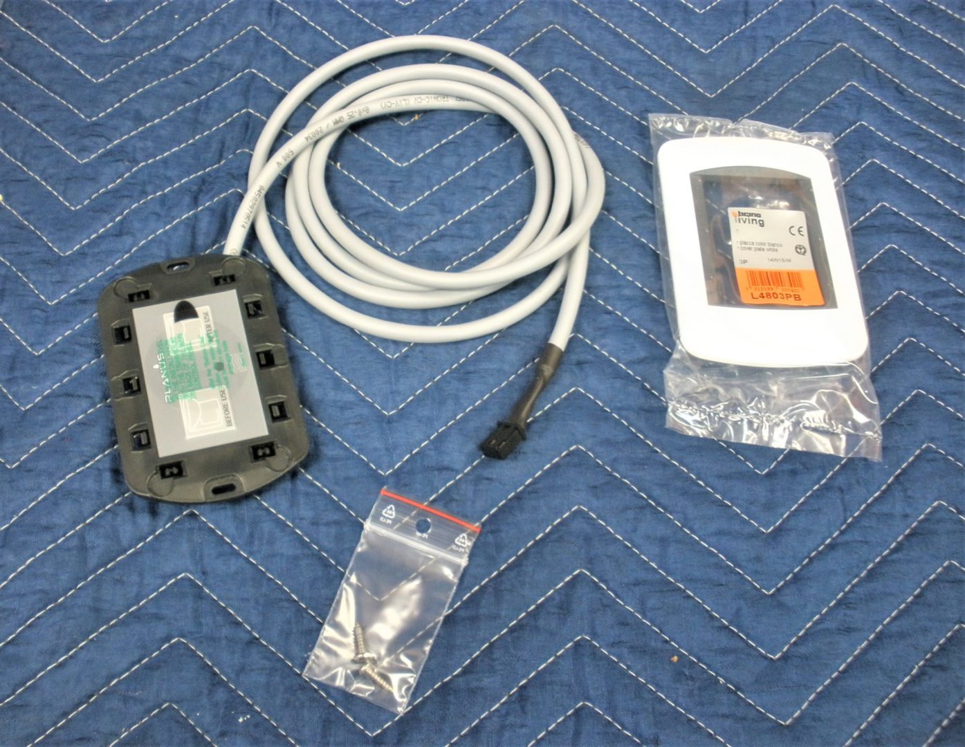 Planus Artic 40 Standard Marine Boat Yacht RV Head 24V Vortex Pump ...