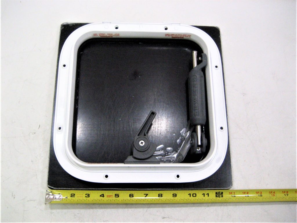 Lewmar 39910812 Marine Boat Flush Mount Dark Sport Tint 2G Hatch *NEW ...