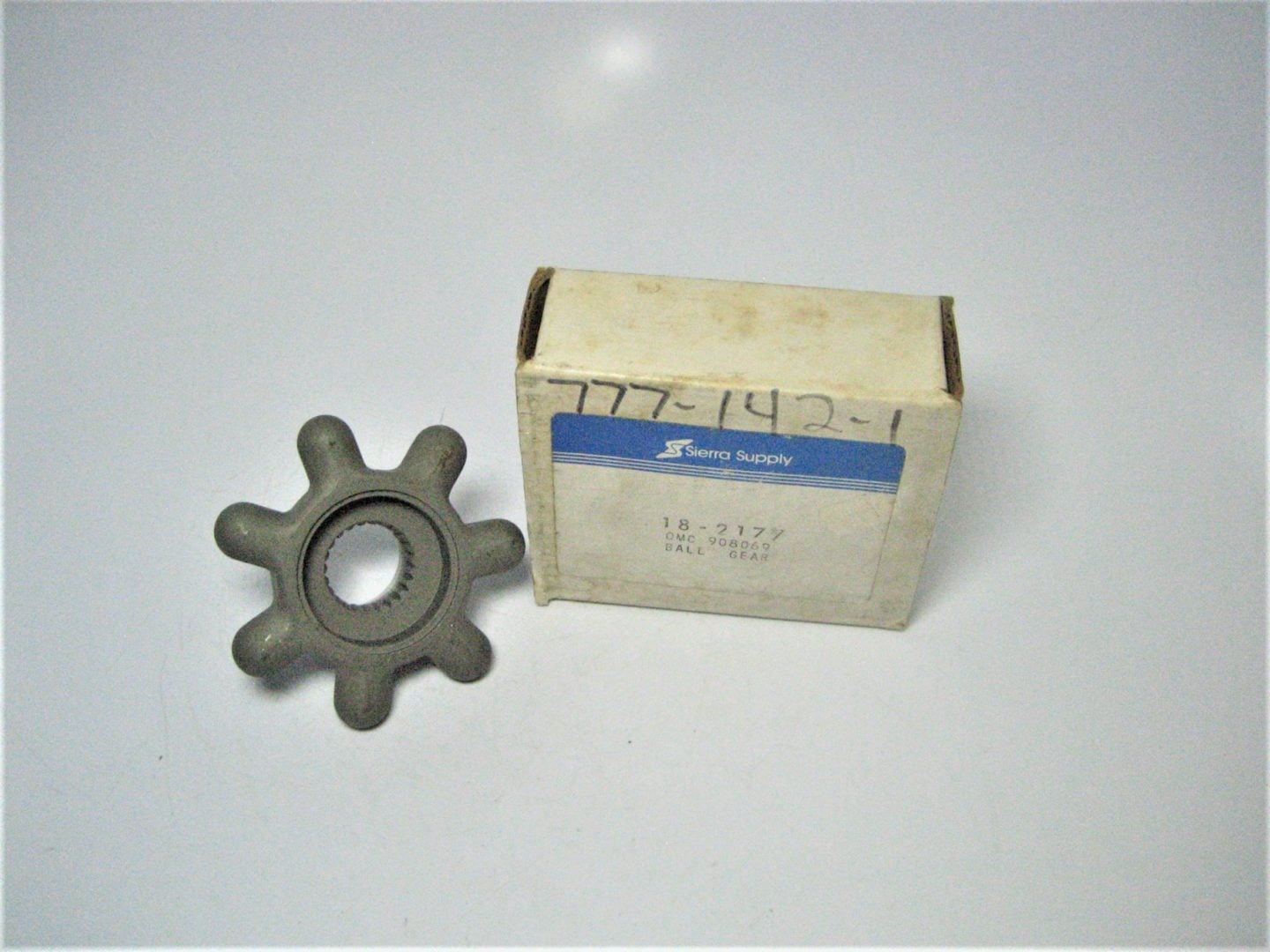 Sierra 18-2177 1973-86 OMC Sterndrive Upper Gearcase Ball Gear ...