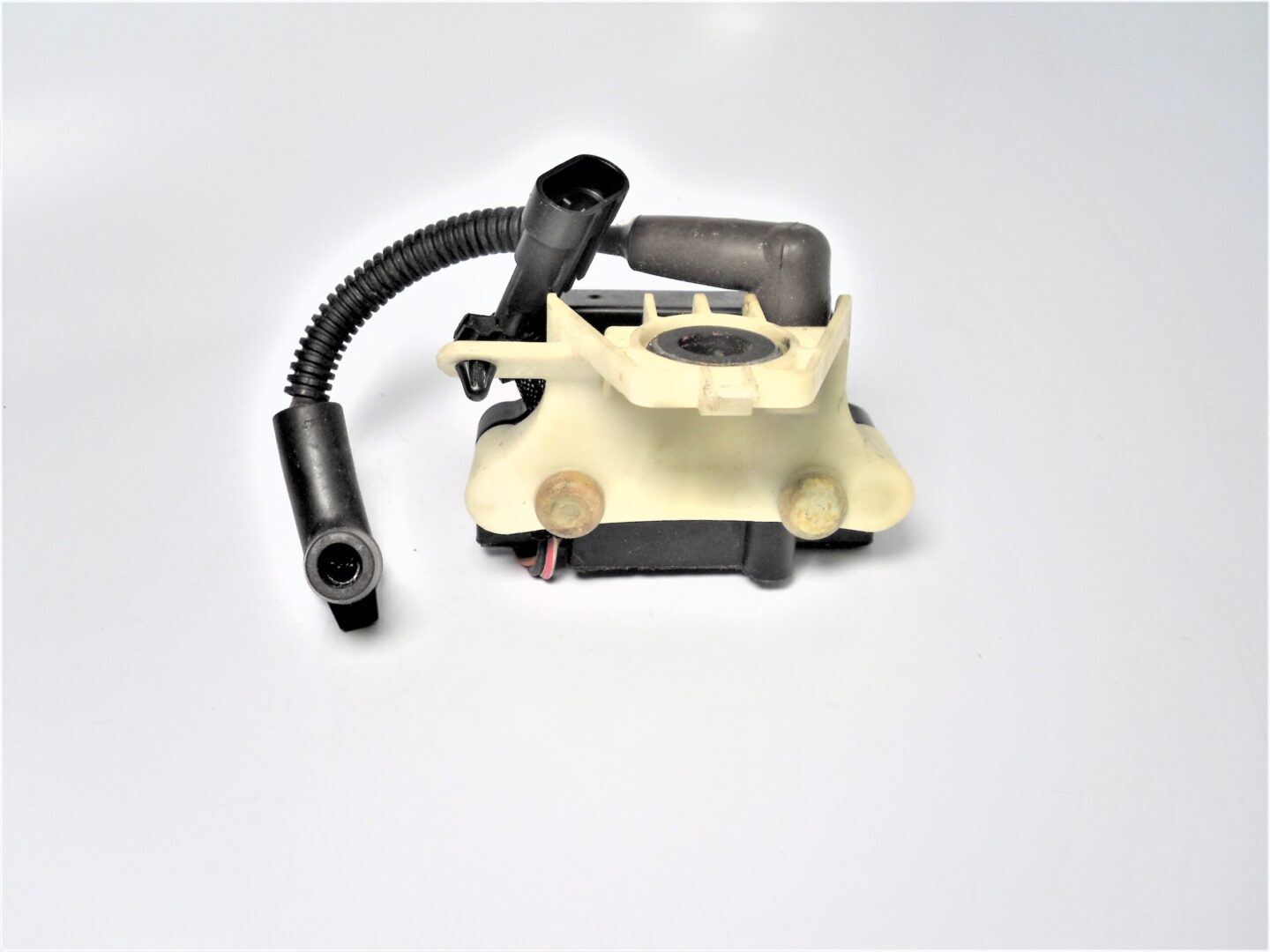 BRP 512060953 Ski-Doo Snowmobile Engine Motor Ignition Coil w/ Bracket ...
