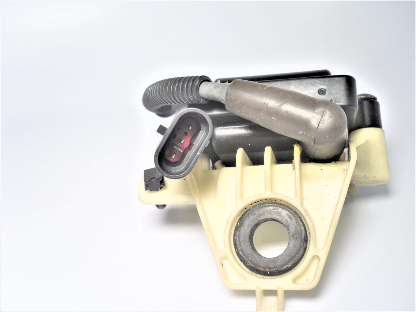 BRP 512060953 Ski-Doo Snowmobile Engine Motor Ignition Coil w/ Bracket ...