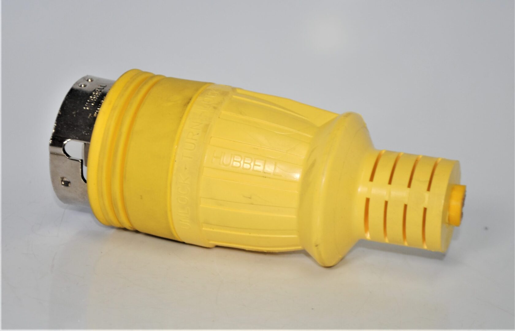 Hubbell HBL63CM65 Marine Boat 50A 125/250V Yellow Twist-Lock Connector ...