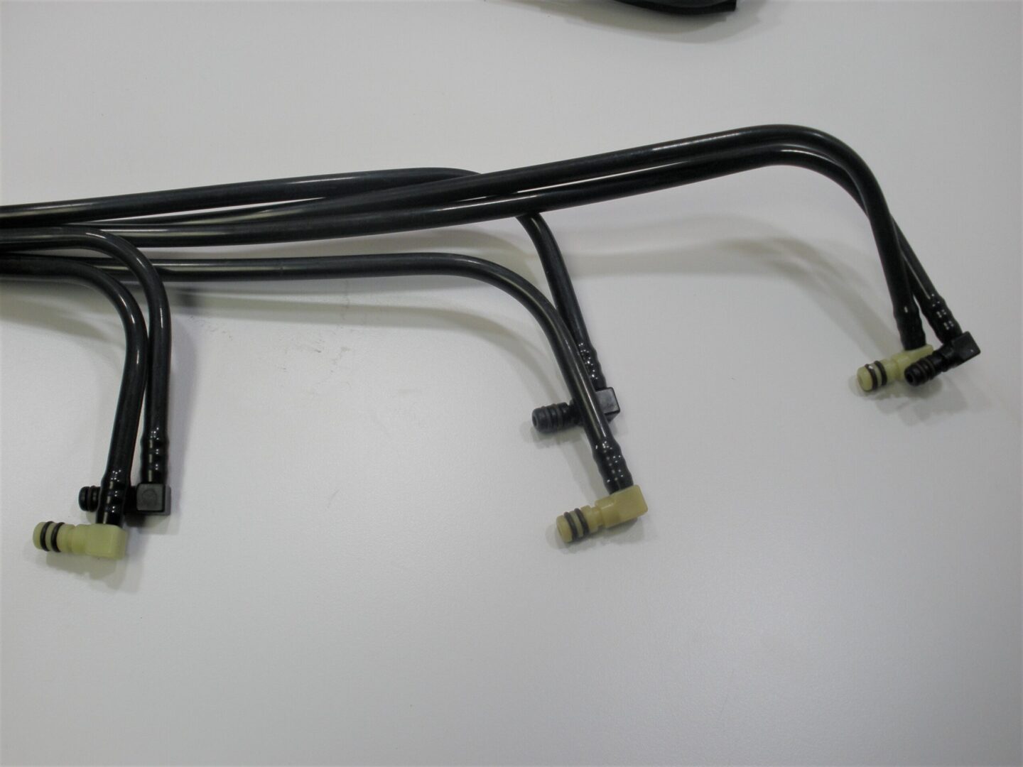 OMC 5001276 Evinrude Johnson V6 Fuel Manifold Return Supply Assembly ...