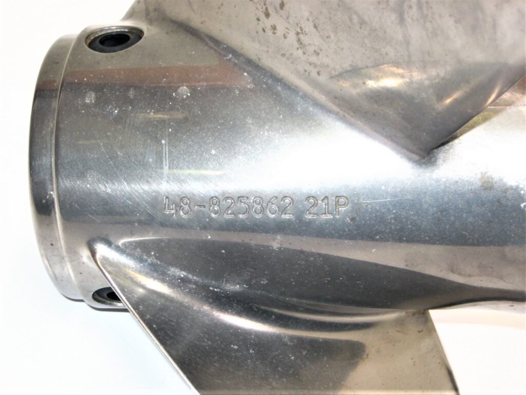 Mercury 48-825862 21P Marine Outboard 14-5/8 x 21 RH Tempest Plus SS ...