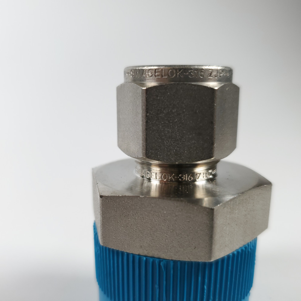 Swagelok SS-810-1-16 - SS Fitting Male Connector 1/2" Tube OD x 1" MPT ...