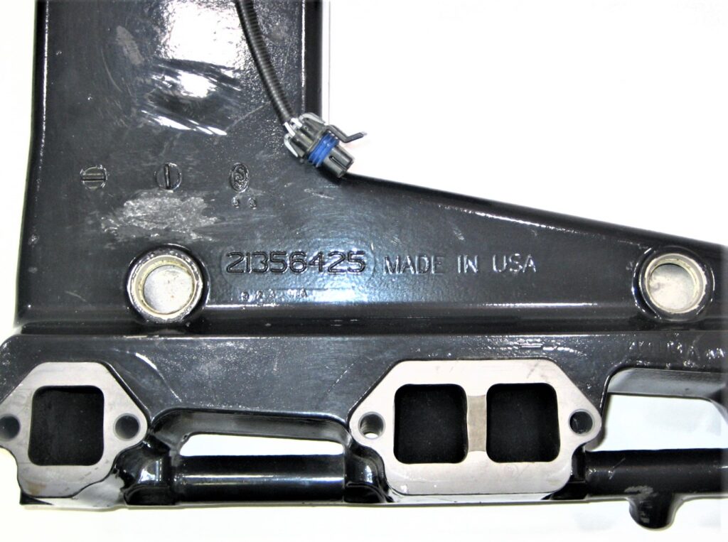 Volvo Penta 21356425 Marine 5.7 Motor OEM Starboard Exhaust Manifold ...