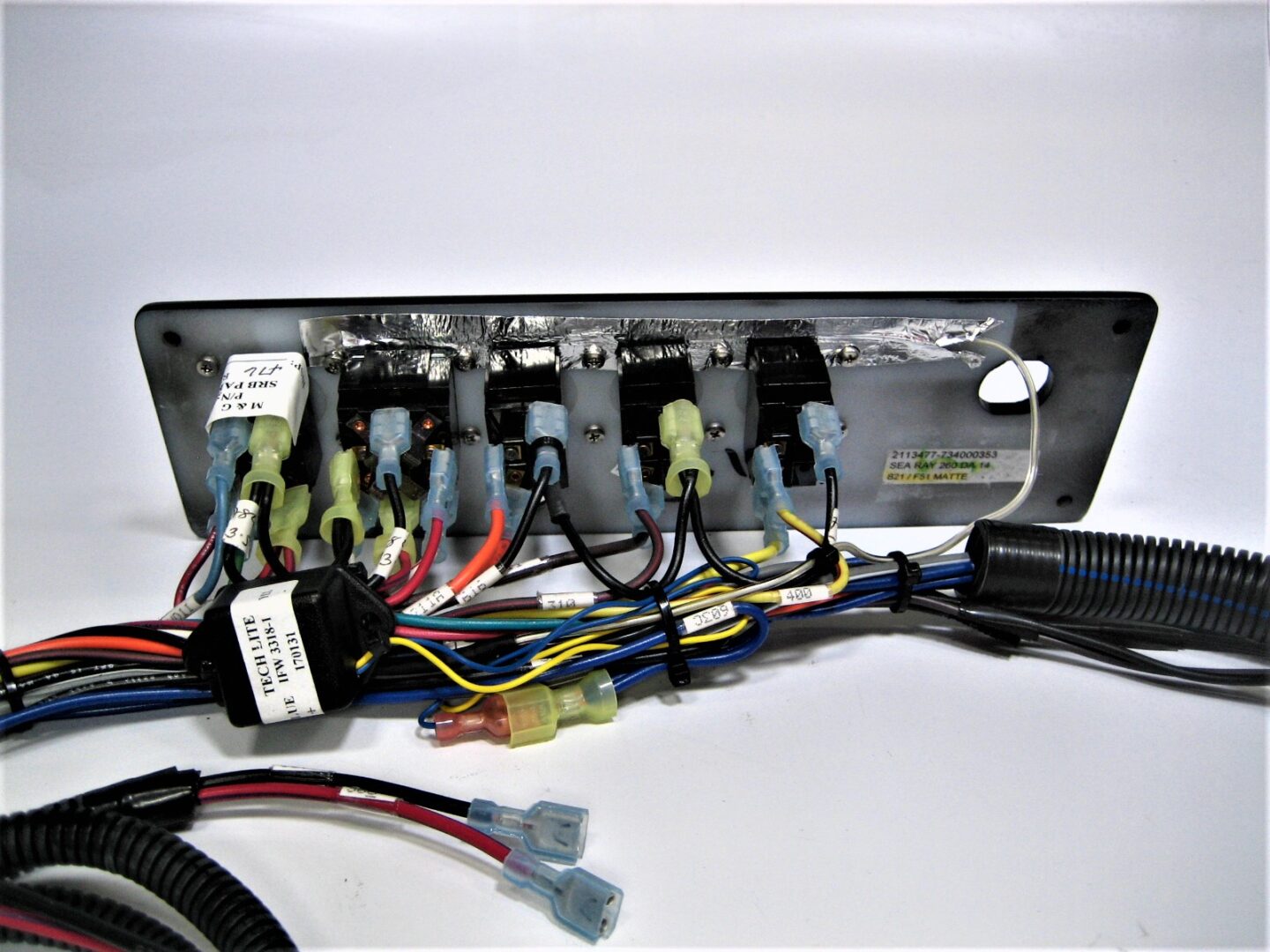 Sea Ray 2113478 Sundancer 260DA 14 STB SW GAS Starboard Switch Panel w ...