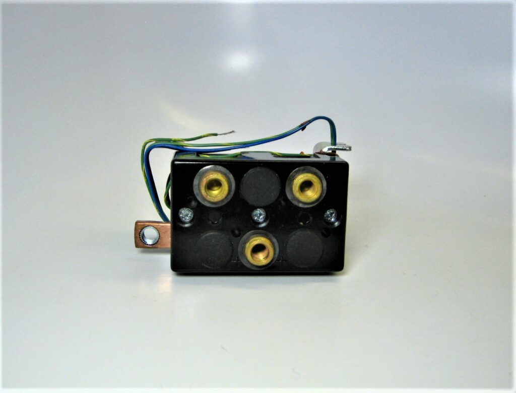 Volvo Penta 41100670 *OEM*~NEW~ 12V Solenoid Relay for QL Bow Thrusters ...