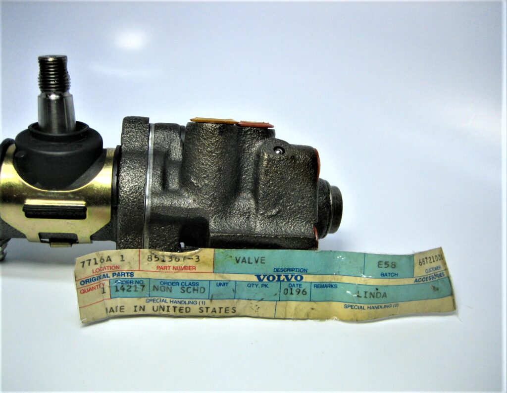 Volvo Penta 851367, Power Steering Servo Pump, AQ / TMD - Max Marine Outlet