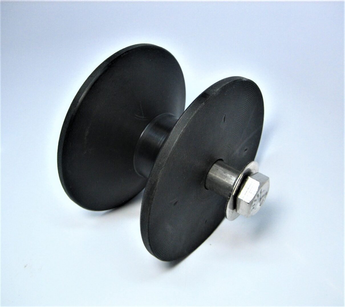 904268 ~ 2-1/2" Black Plastic Front Bow Anchor Roller + Hardware - FREE ...