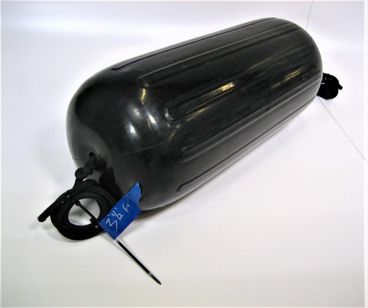 Polyform HTM-3 Series 10.5" x 27" Black Marine Docking Fender - GREAT ...