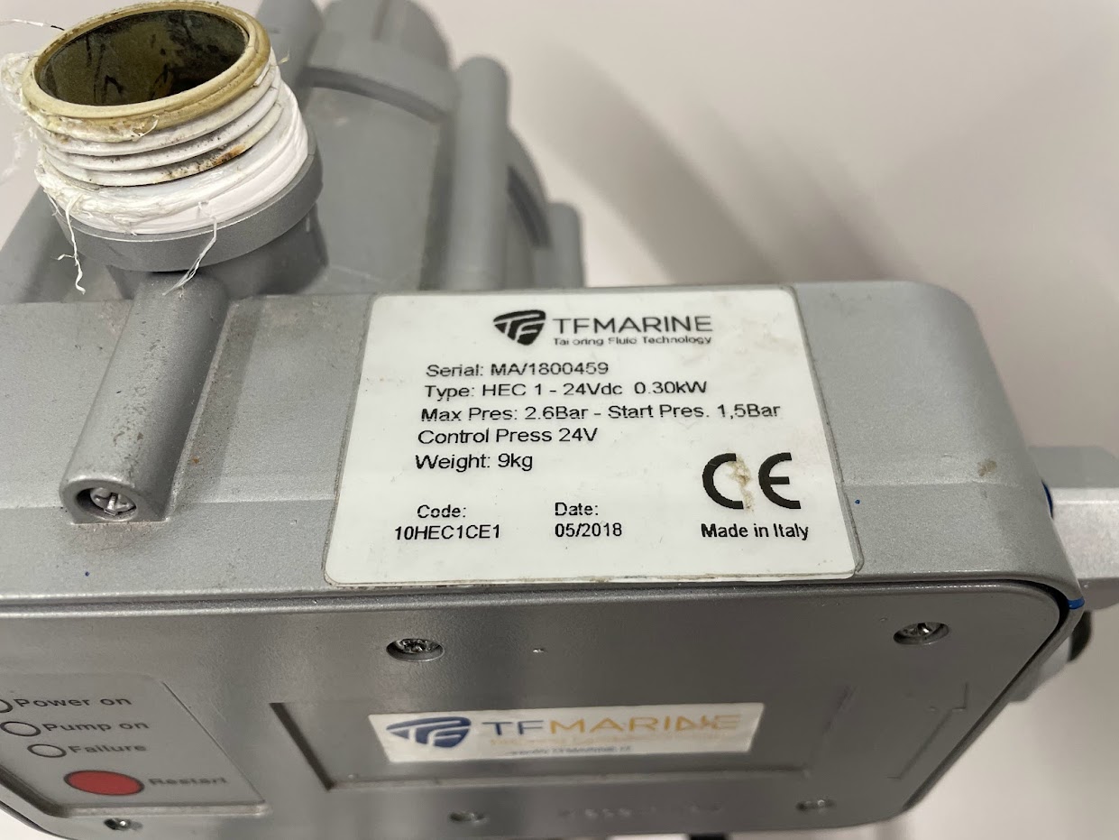 TF Marine Circulation pump AX 1 - 24V - 0.30 kW - 45 L/min 2800rpm ...