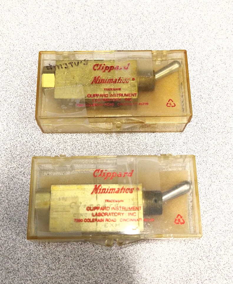 Clippard Minimatic - MJTV-3 - Diverter Valve ( 2 Pack ) - Max Marine Outlet