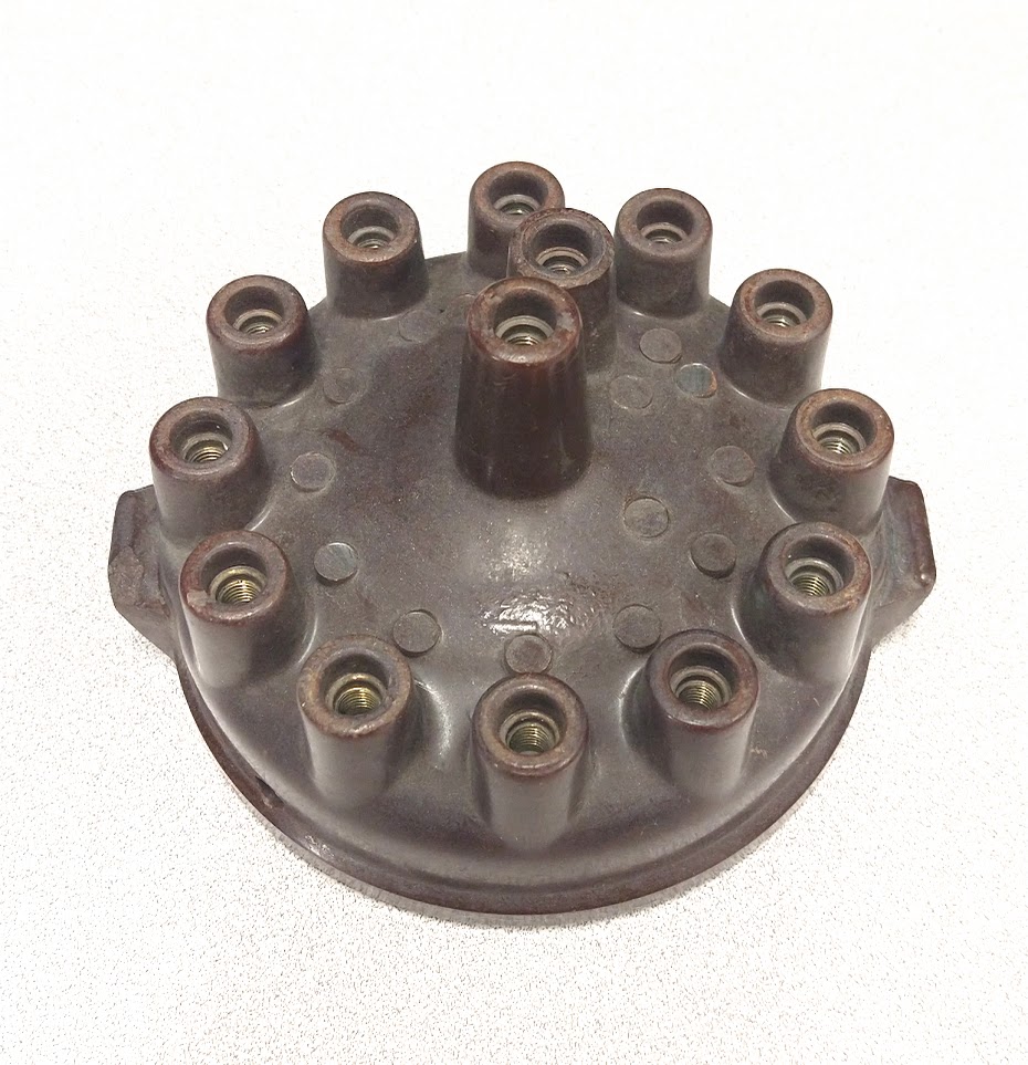 Delco Remy - V16 - Marine Distributor Cap ( Minor Chip ) - Max Marine ...