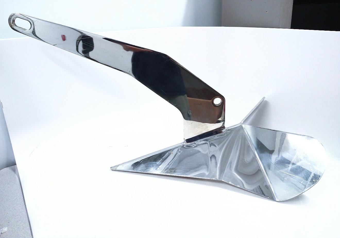 Polished Stainless Steel Delta Anchor 38lb, Boat Length 32-45ft - Max ...