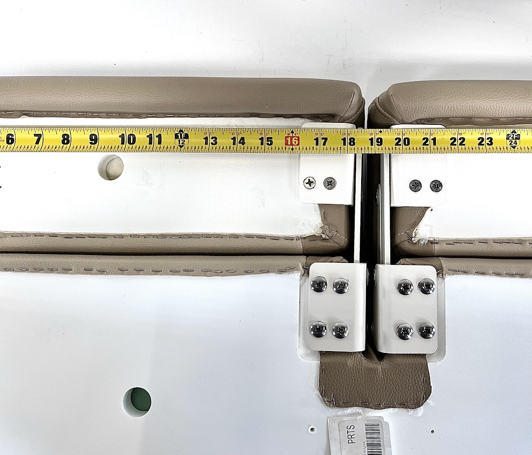 Scout 215 XSF Helm Seat Bottom, (Minor Damage) - Max Marine Outlet