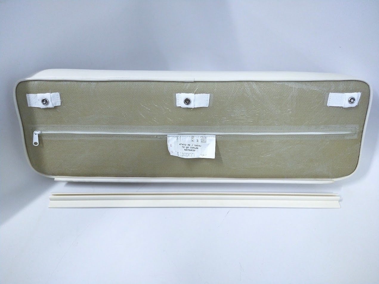 Scout 47403-98 / UH063, 72 Qt Cooler Back Rest Cushion 28'' x 9'' - Max ...