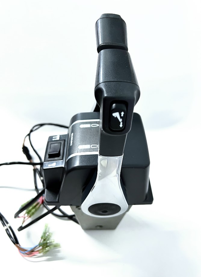 Suzuki 67200-92E12, Outboard Dual Remote Control Box - Max Marine Outlet