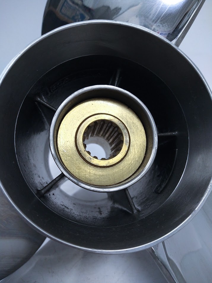 Suzuki Marine 3L x 14 x 20P, Stainless Steel Propeller , 990C0-0061L-20P - Max Marine Outlet