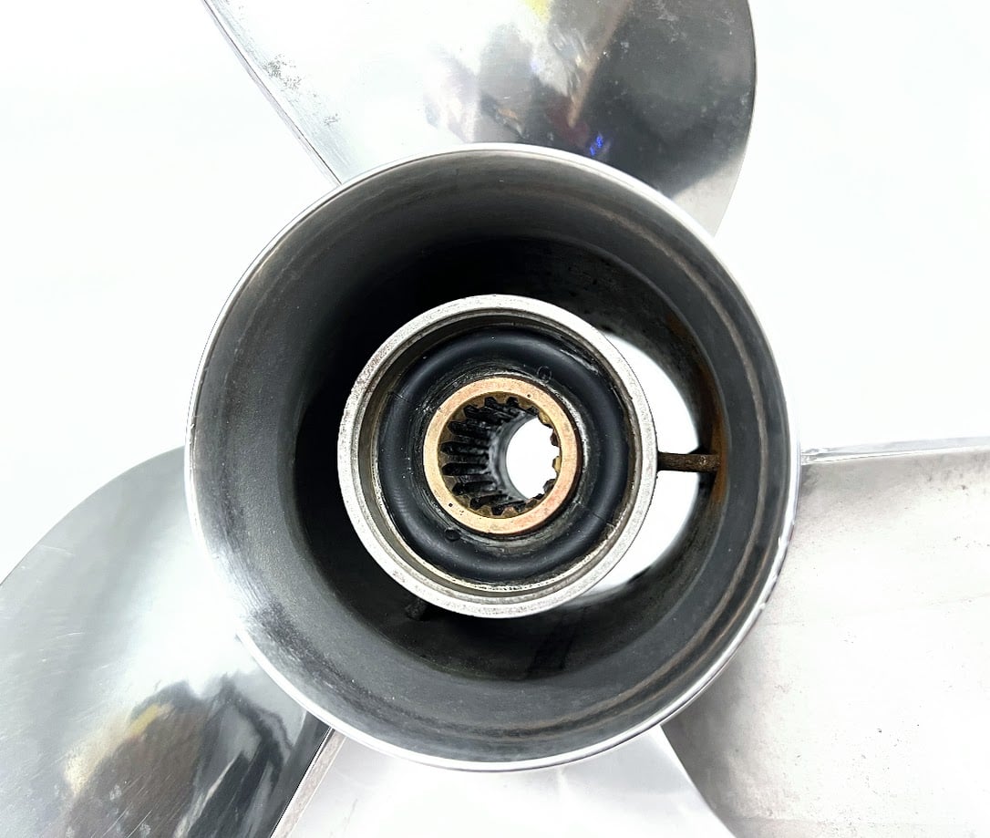 Suzuki Marine 3 x 14 x 20 RH, Stainless Steel Propeller, 990C0-00610 ...