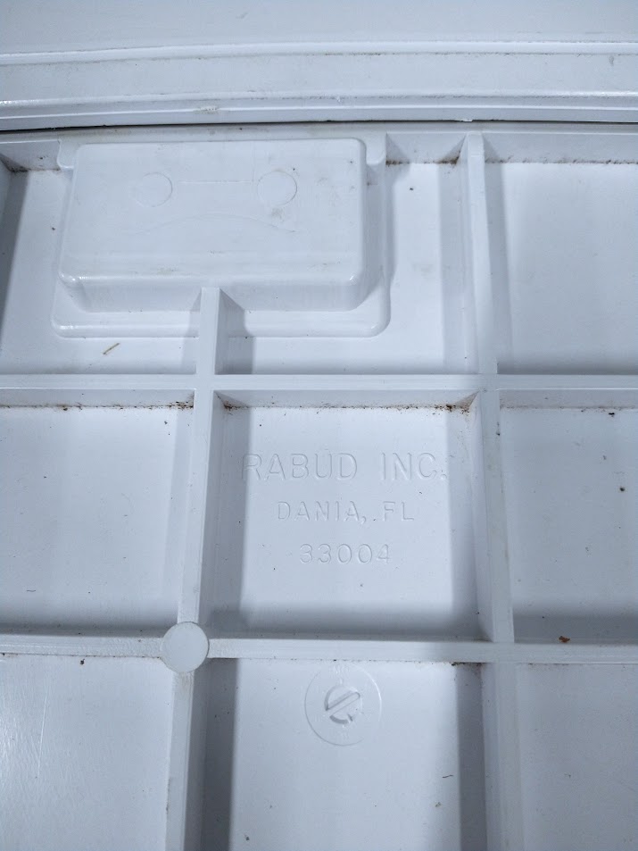 Rabud White Plastic Marine Hatch With Pull Latch - 20'' x 10'' - Max ...