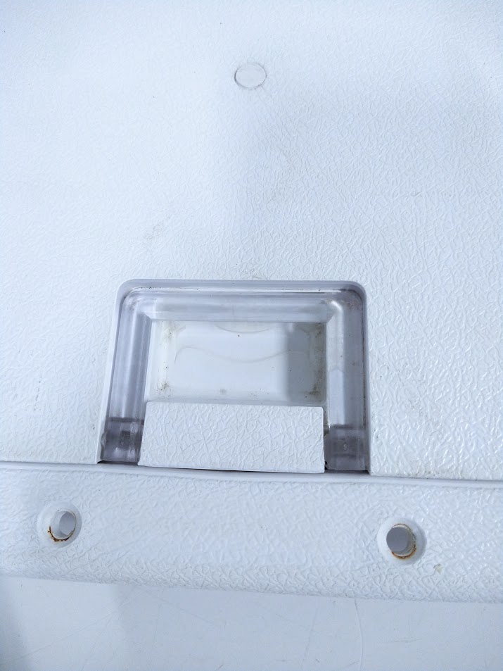 Rabud White Plastic Marine Hatch With Pull Latch - 20'' x 10'' - Max ...