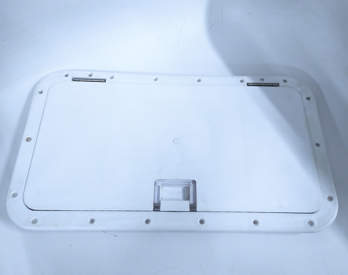 Rabud White Plastic Marine Hatch With Pull Latch - 20'' x 10'' - Max ...