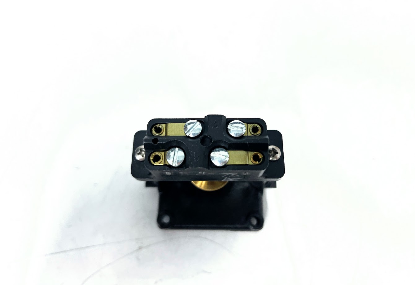 -NEW- Dometic 385311216, Snap On Vacuum Switch Kit - Max Marine Outlet