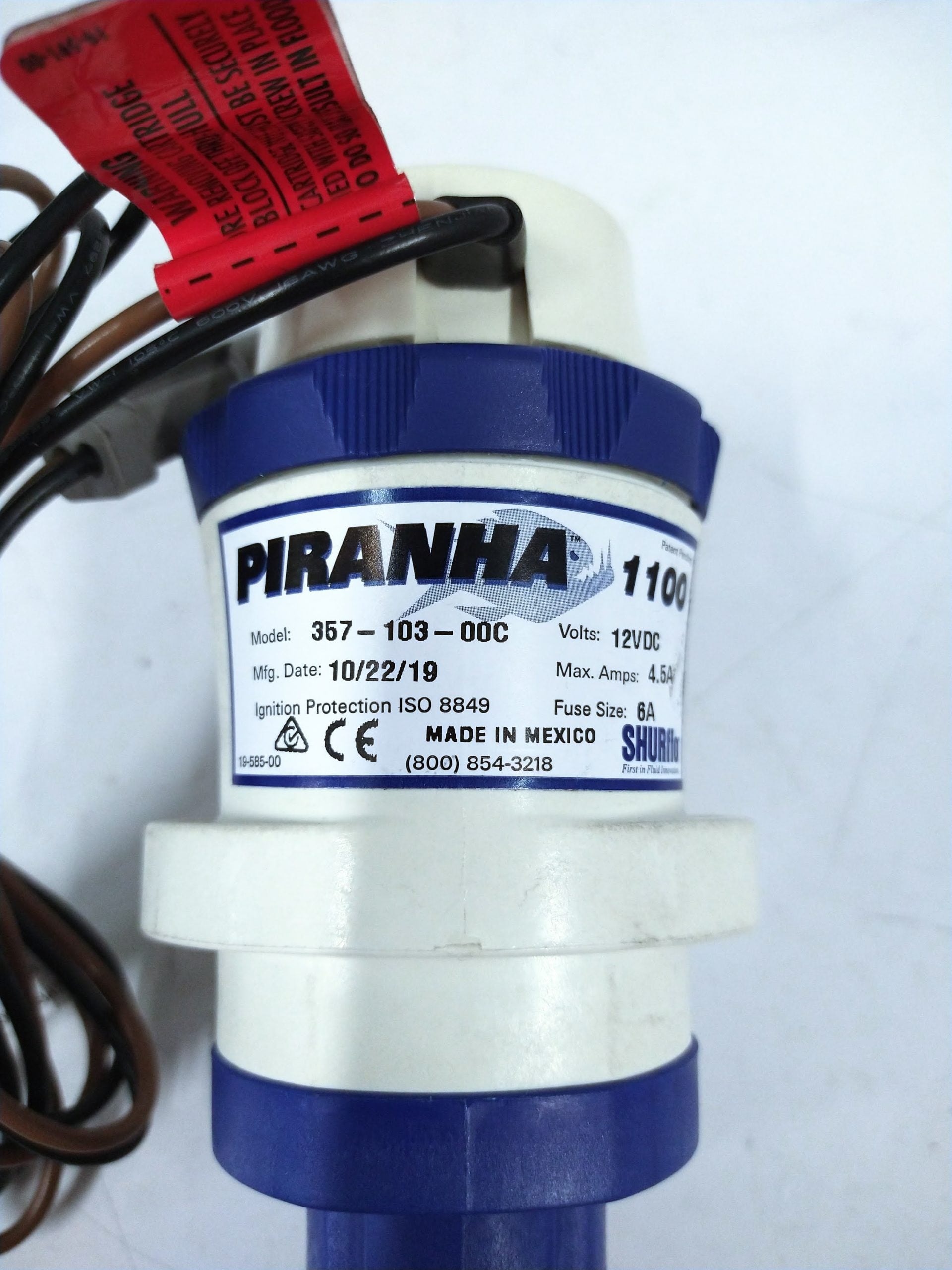Shurflo 357-103 , Piranha 1100 GPH Water Pump 12V - Max Marine Outlet