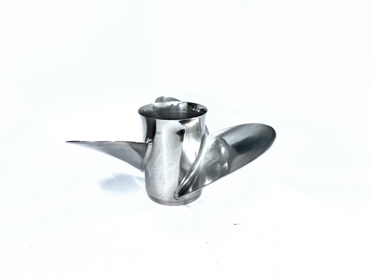 Suzuki Marine, 3 X 14 1/4 X 18P RH, Stainless Steel Propeller - Max ...
