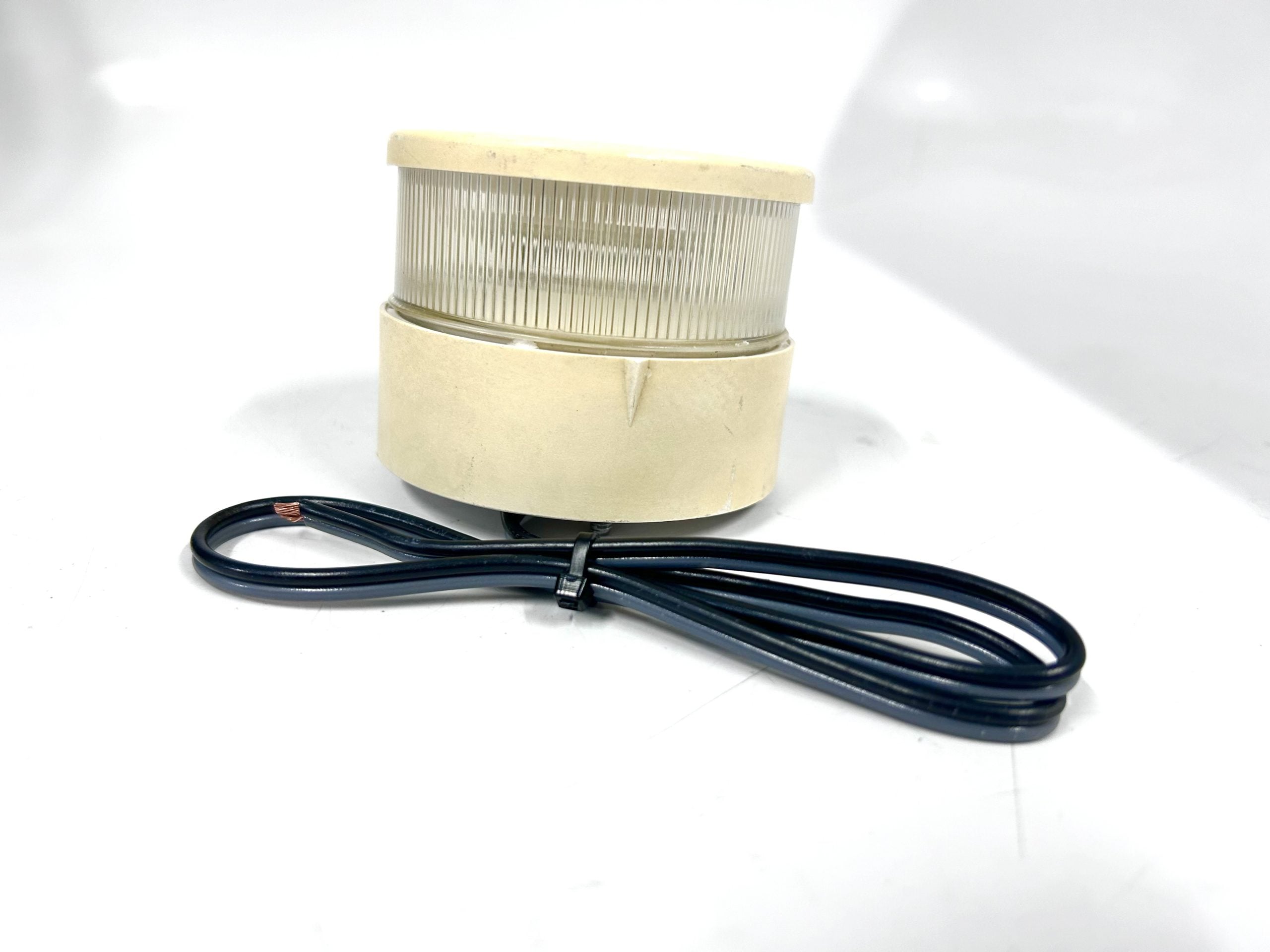 Aqua Signal 0098/2018 USCG 2nm , Anchor Light SW 34 12/24V - Max Marine ...