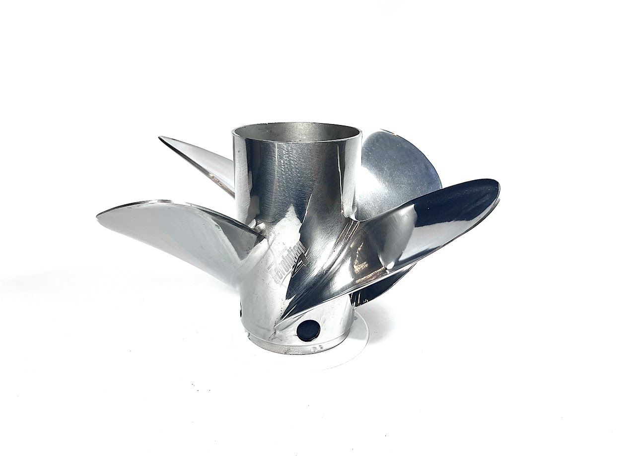Mercury Rev 4 x 14.6 x 18P RH, SS Propeller, 48-8M0151319, (Pitting ...