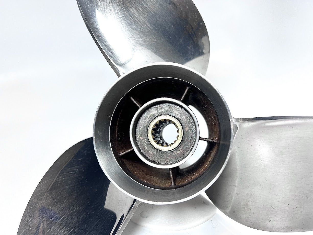Suzuki 3 x 14 x 22P Right Hand, Stainless Steel Propeller, 990C0-00610 ...