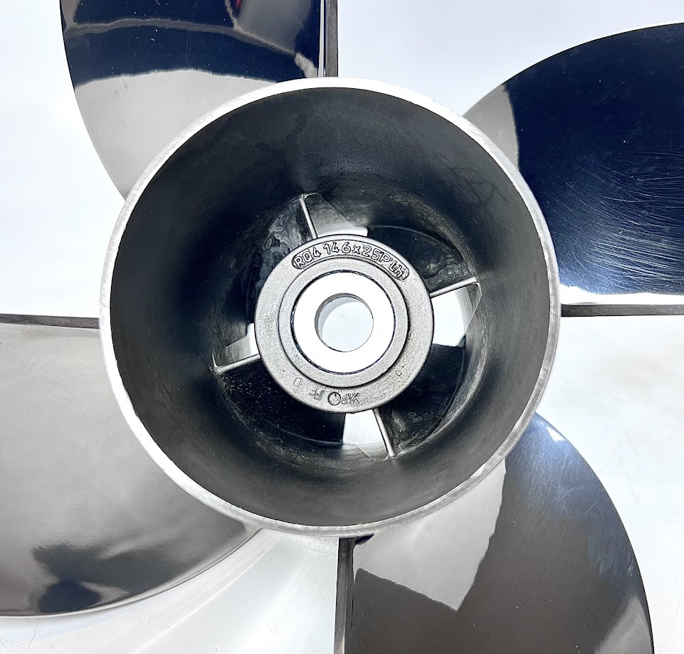 Mercury Rev 4 XP, 14.6 x 25P LH, Revolution 4 XP, SS Propeller ...