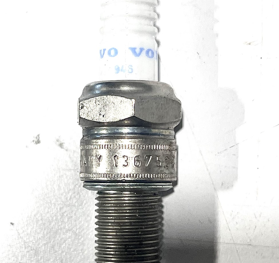 Volvo Penta 1367529, Marine Spark Plug - 8 Pack - Max Marine Outlet