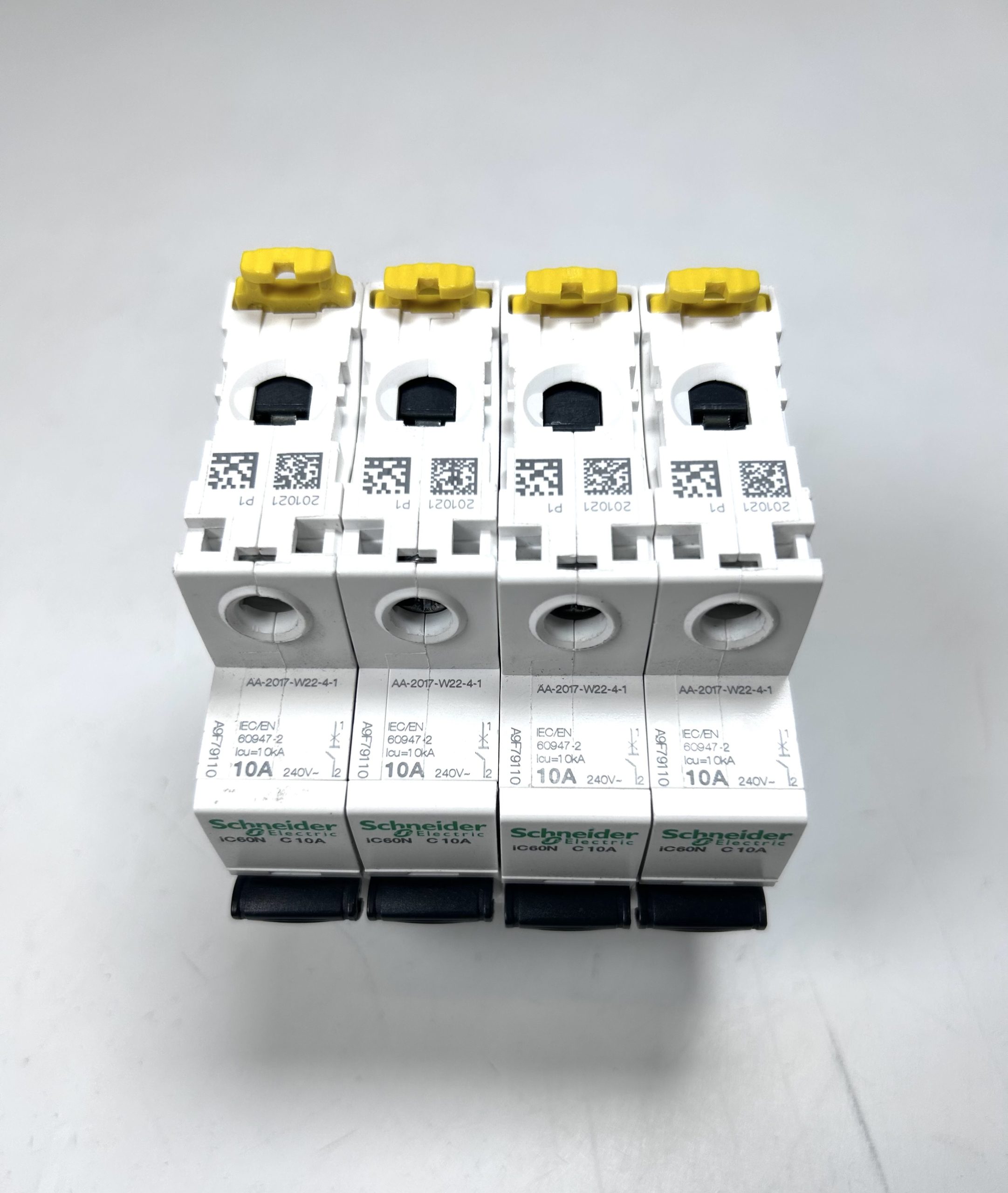Schneider Electric iC60N, C10 1 Pole Circuit Breaker Switch 230/400V ...