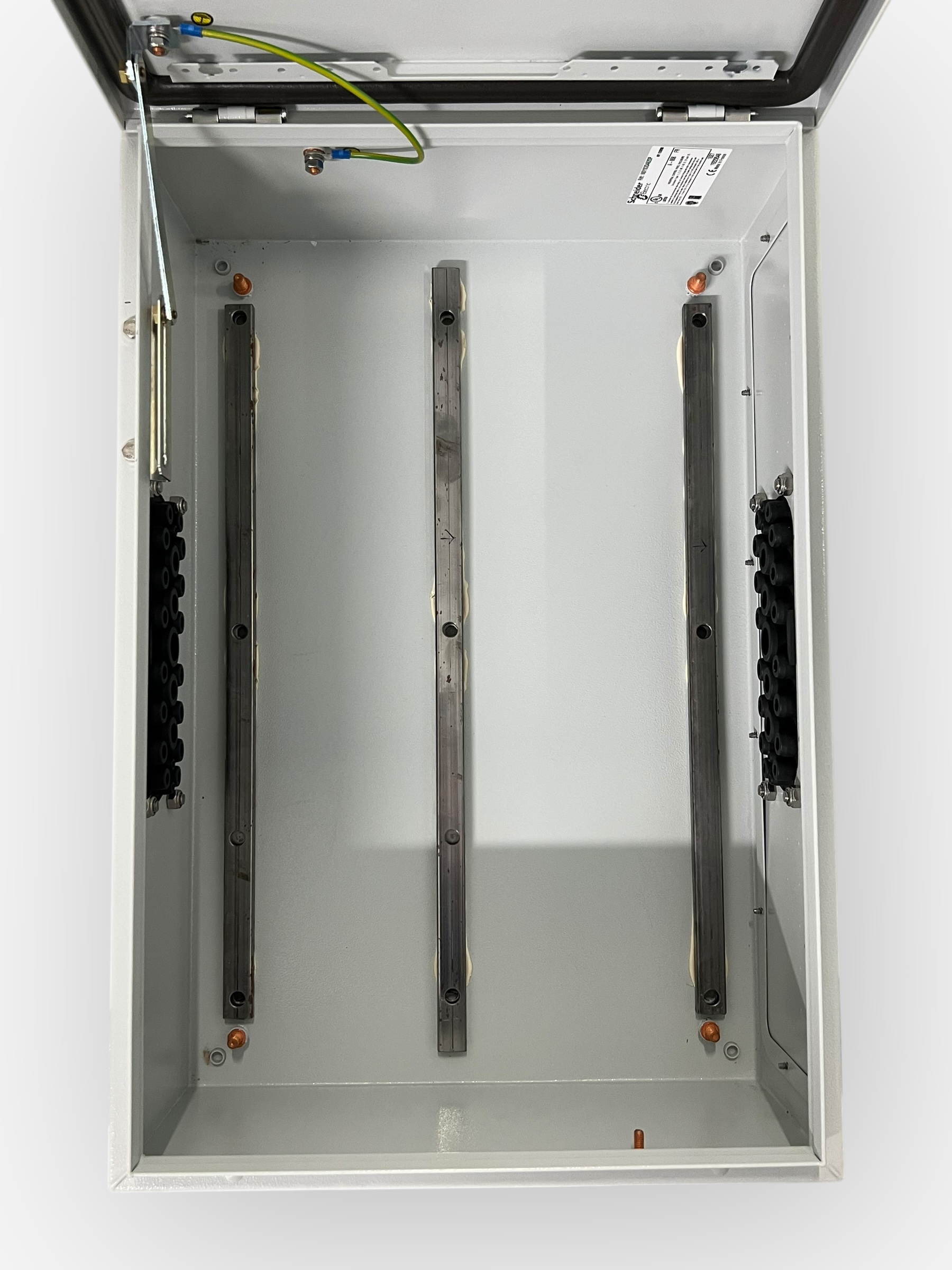 Schneider Electric NSYS3D4620P Control Panel Enclosure, 400 x 600 x 200 ...