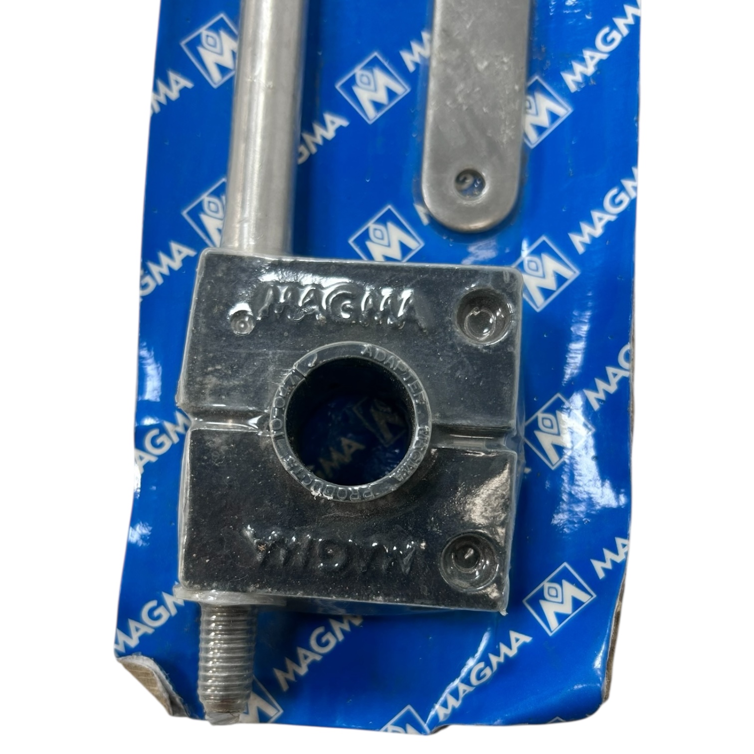 Magma A10-080, Round Rail Mount For Kettle BBQs 7/8'' Or 1'' - Max ...